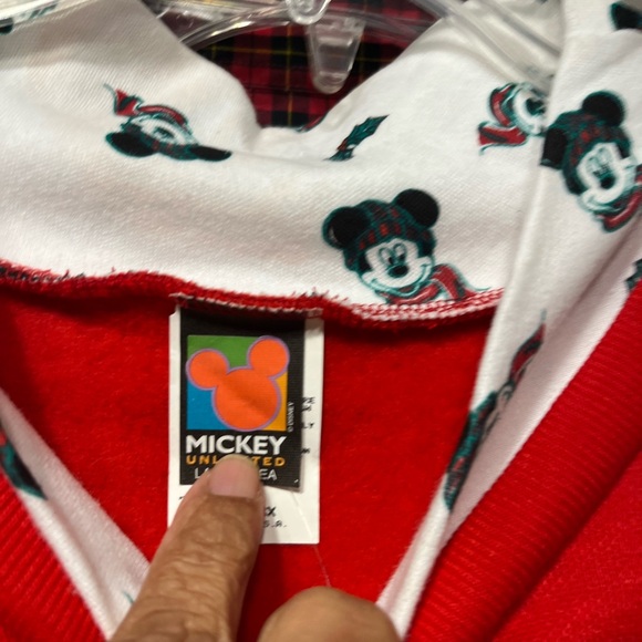 Disney | Sweaters | An Original Mickey Mouse Christmas Pull Over With ...